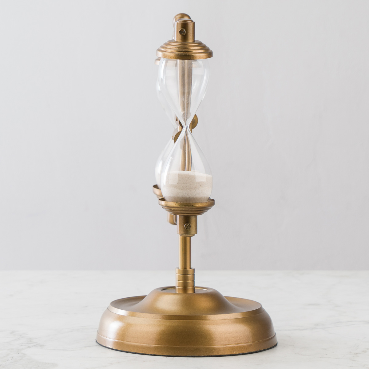 Песочные часы Double Sand Timer On Brass Patina Stand, Chehoma | Home ...